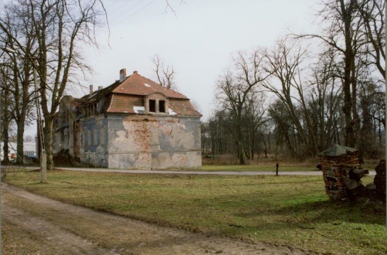 RADACHÓW /Radach/ | zamki, pałace, dworki